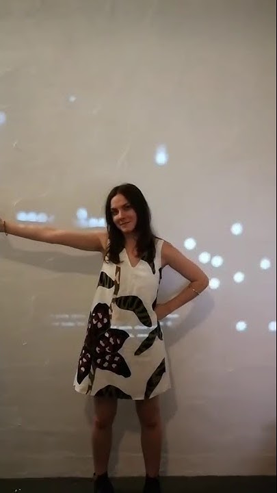 openFrameworks Kinect interactive projection - YouTube