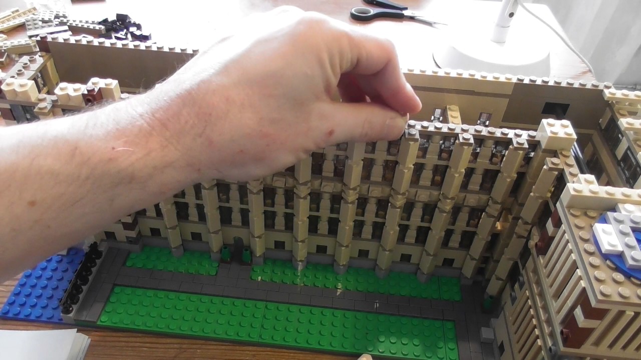 Building Lego Creator Big Ben 10253 Part 4 - YouTube