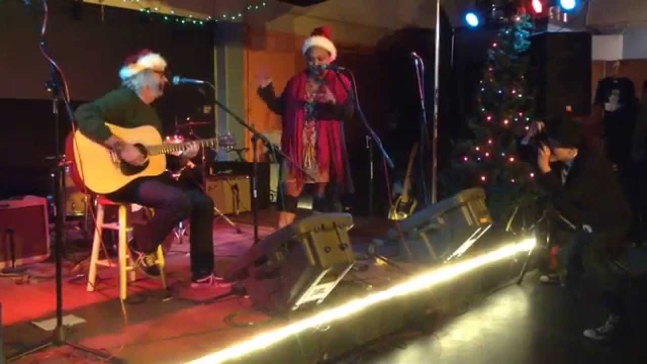 BOB AND LISA - "Jingle Bell Rock" (12/13/14) - YouTube