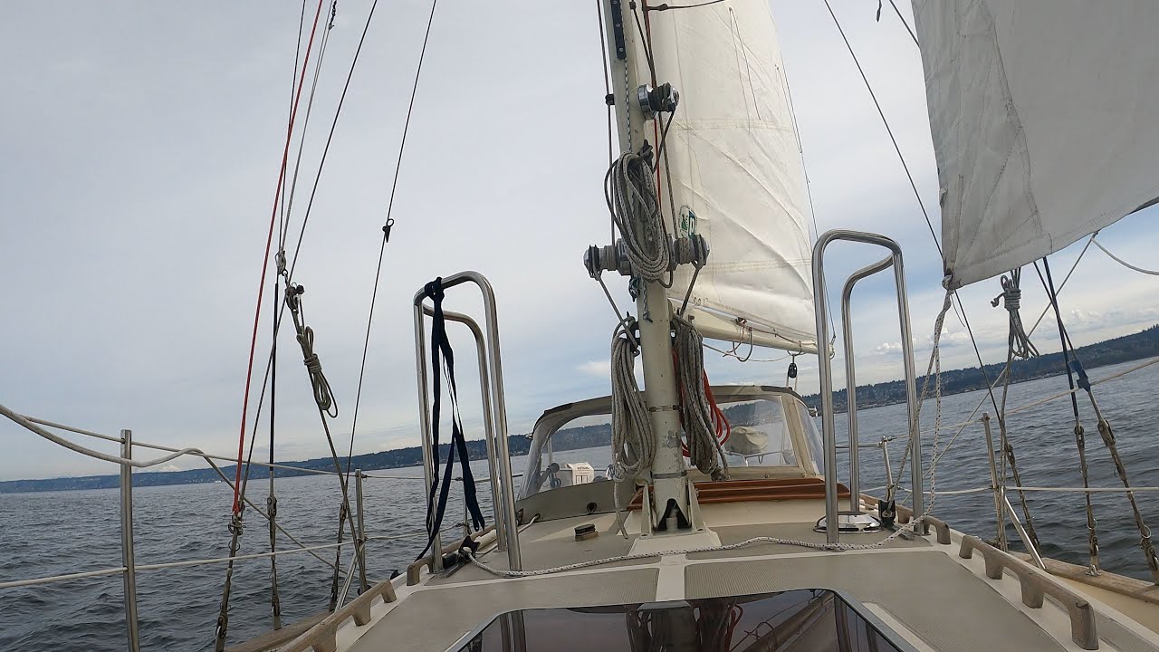 Mast Pulpits Safety on Deck - Video #24 - Westsail 28 - "Starwhite ...