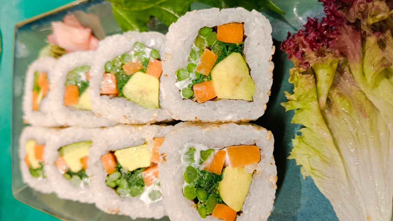 yasai maki rolls making sushi vegetable roll# Lilip volog making sushi ...