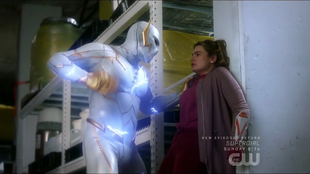 The Flash 5x18 Nora vs Godspeed fight Scene - YouTube