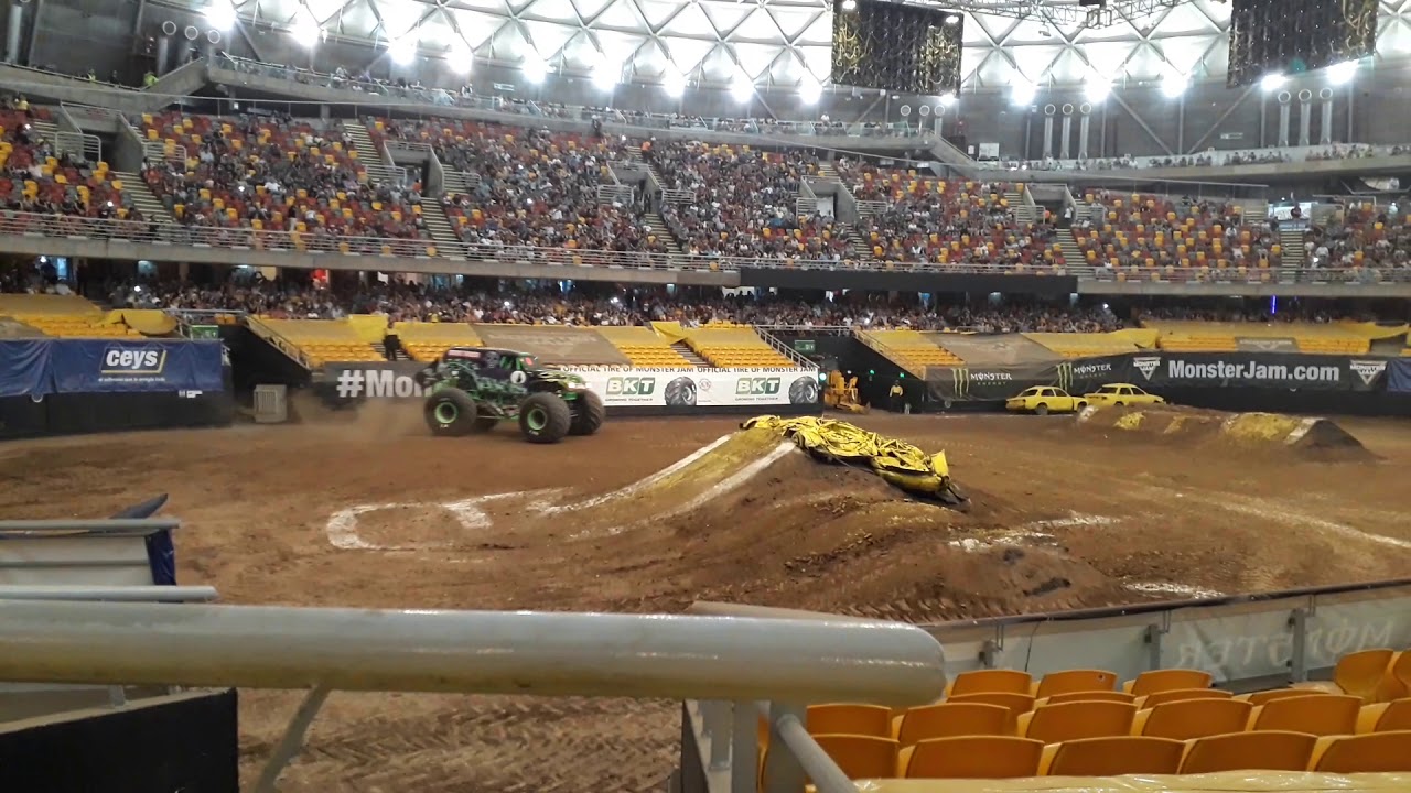 Monster Jam Chile - Diciembre 2018 - YouTube