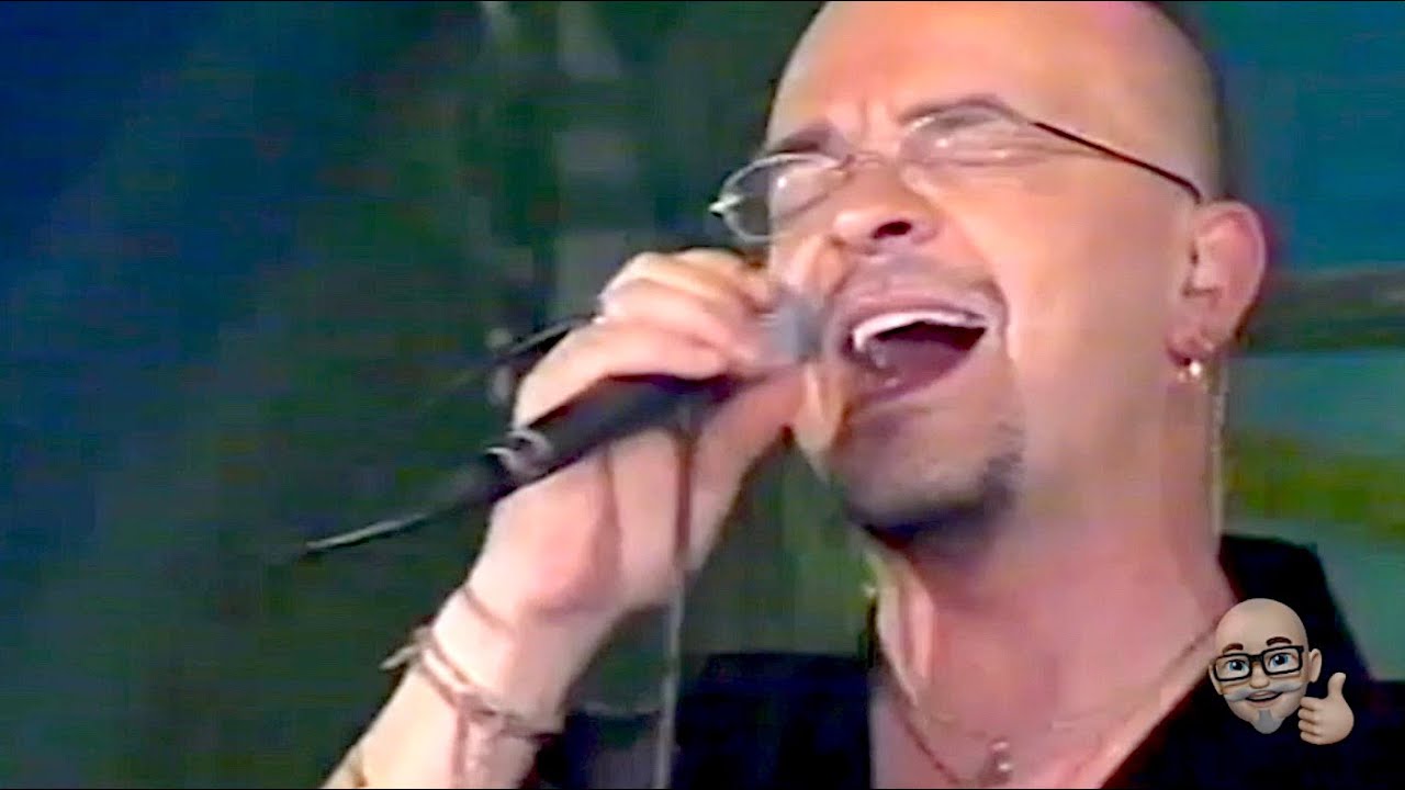 Nomadi "Soldato" - Radio Italia Live 2004 - YouTube