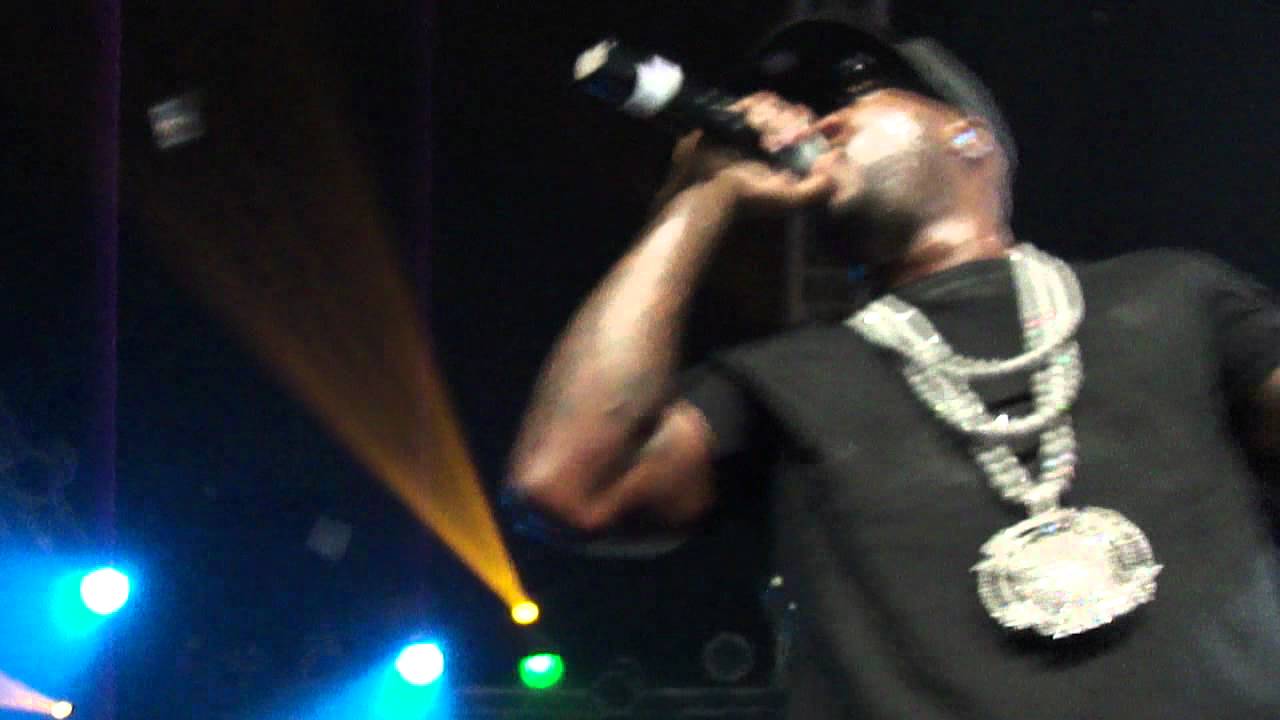 Young Jeezy performs "Get Ya Mind Right" & brings out Bun B. to perform ...
