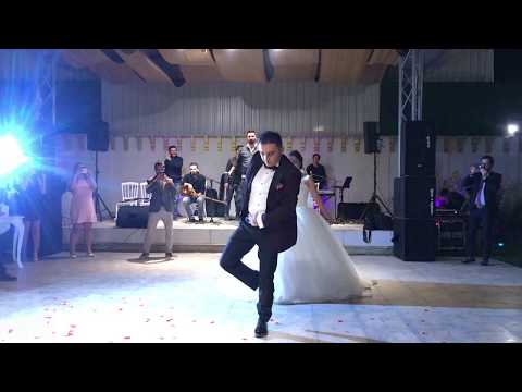 Zeybekle Düğün Girişi Böyle Olur - Karyolanın Demiri Yandım Ayşem - Ezgi & Çağlar