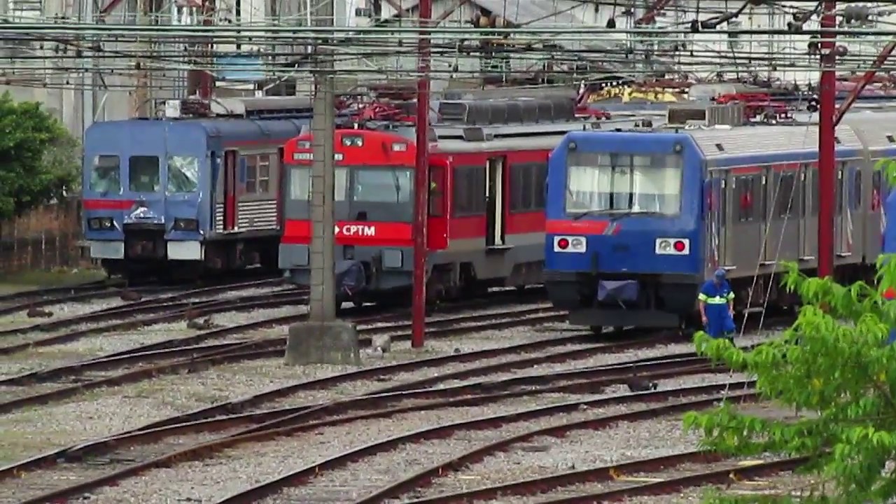 CPTM: Série 3000 manobrando na Oficina da Luz. - YouTube