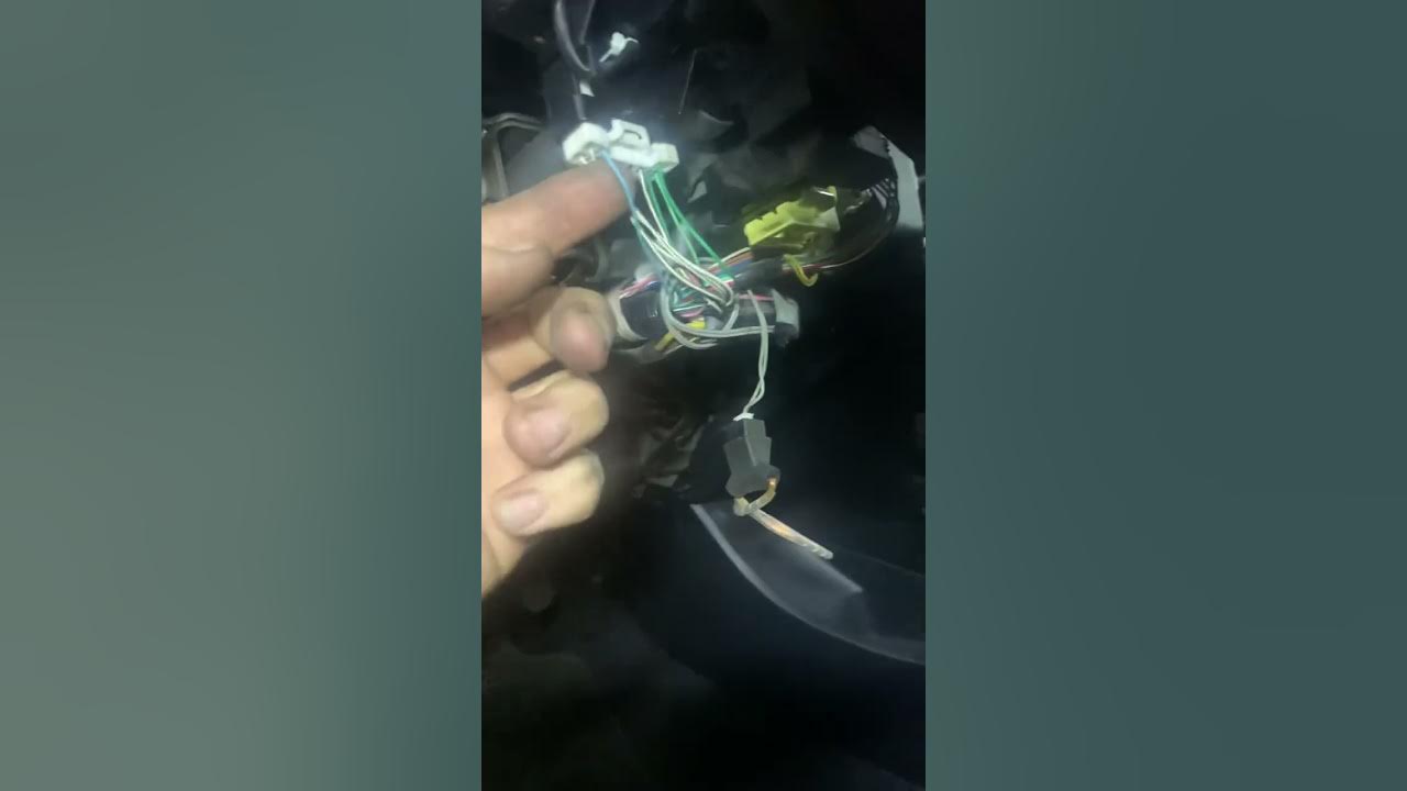 Установка ПТФ Тойота Королла 150. САМЫЙ ПРОСТОЙ СПОСОБ. - YouTube