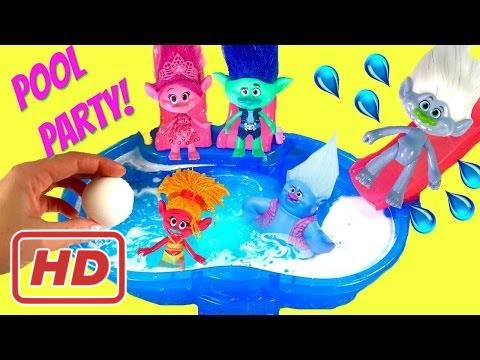 PLUS Trolls Movie Branch & Poppy Have a Pool Party and Dive for Toy ...