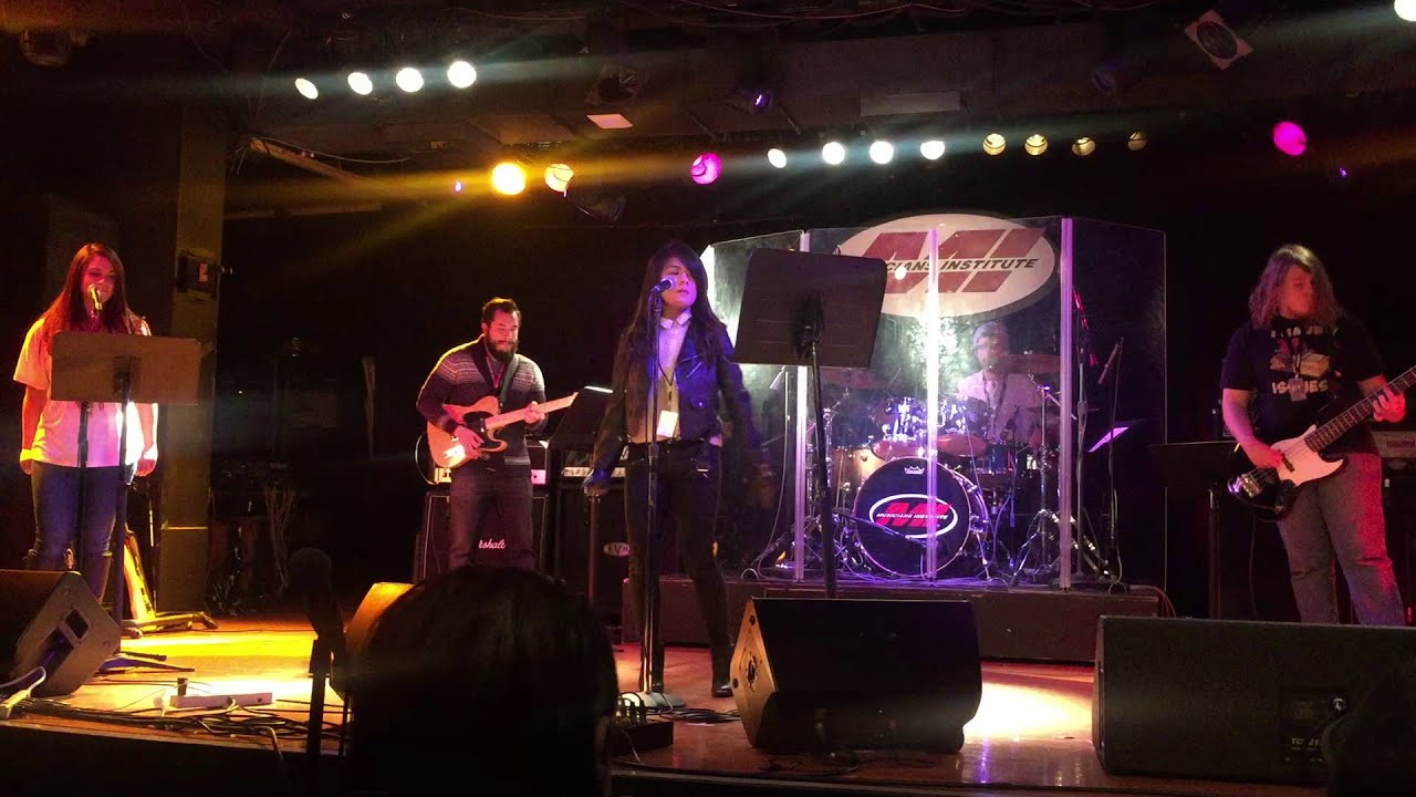 Electric Feel Cover By Vina - YouTube