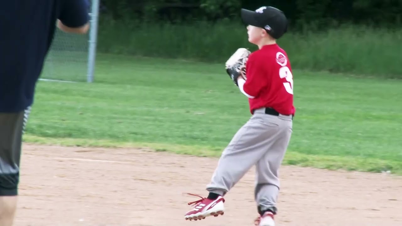 6 Year Old Mic'd Up Playing Coach-Pitch Baseball - YouTube