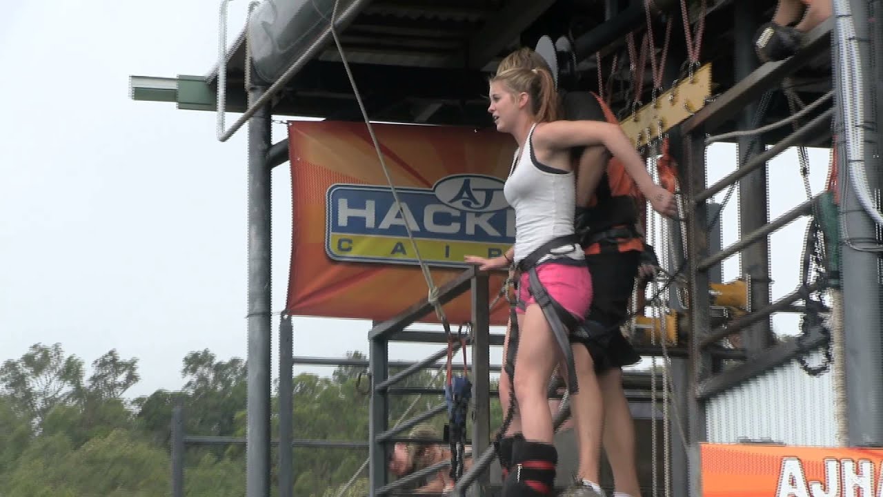 Bungy Jumping! - YouTube