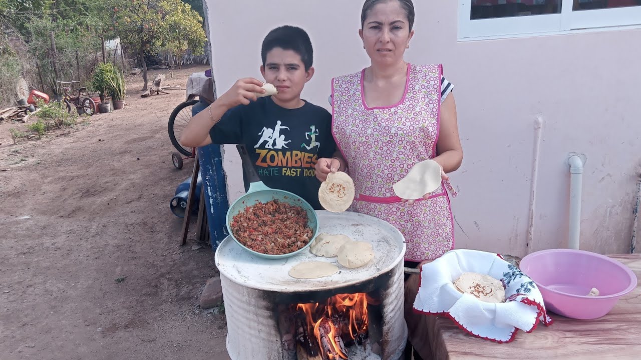 MACHACA EL DESAYUNO MAS COMPLETO DE SINALOA - YouTube