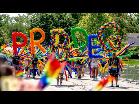 2022 Buffalo Grove Pride Parade - YouTube