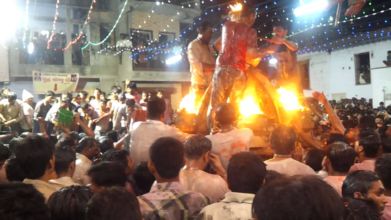 MAA VARDAYNI Palli Rupal Gandhinagar 2012 HD (Palak & Mihir) - YouTube