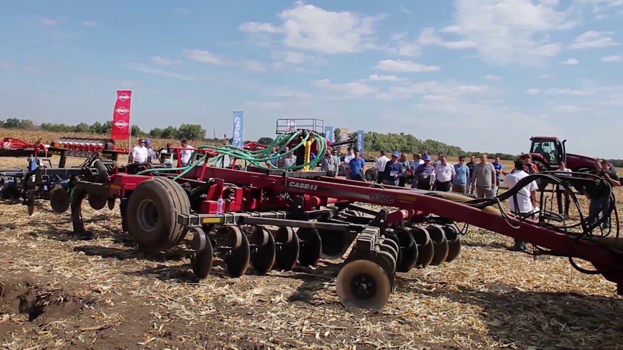 Case IH Ecolo-Tiger 530C с внесением удобрений - YouTube