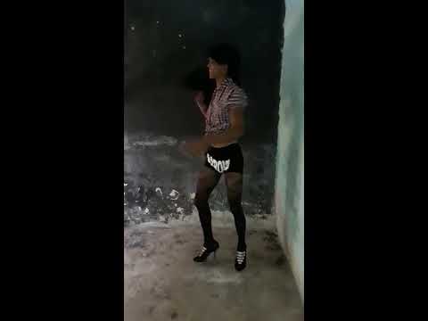 Maria gostosinha dançando e dublado Mc pocaronda
