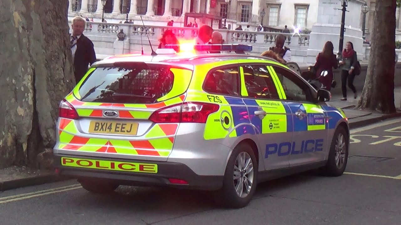 Metropolitan Police - Safer Transport Command - Ford Focus Estate - On ...