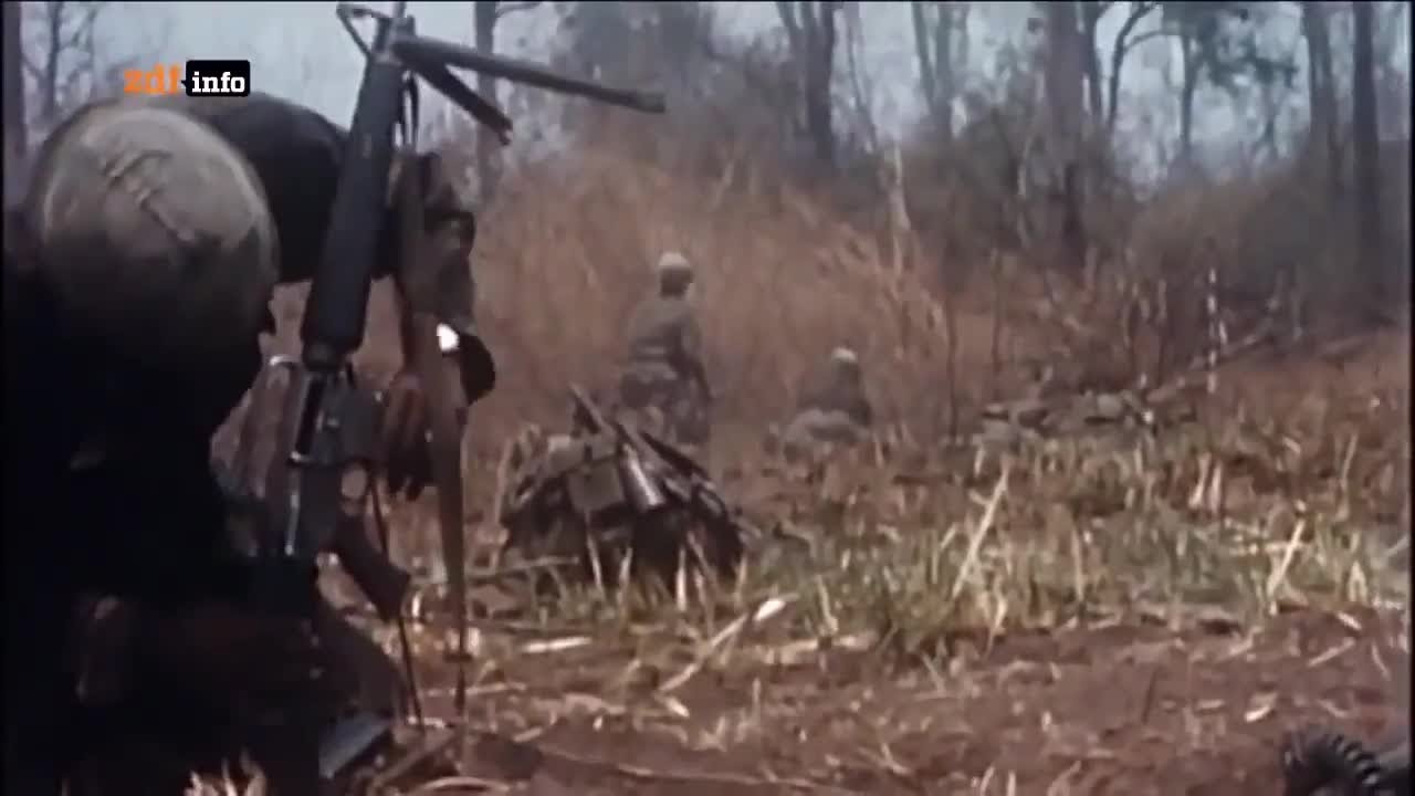 M16 jams in Vietnam [GERMAN] - YouTube