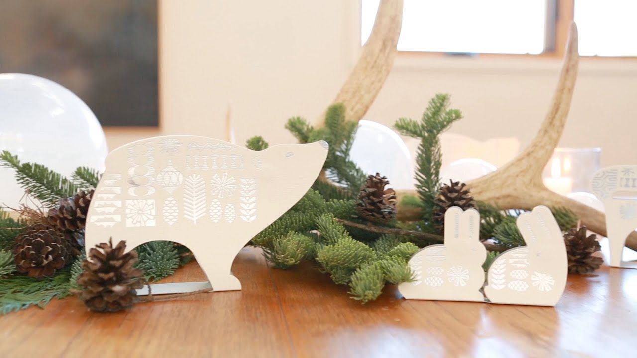 Christmas Decorating Tips with Hallmark Stylist Andy Newcom - YouTube