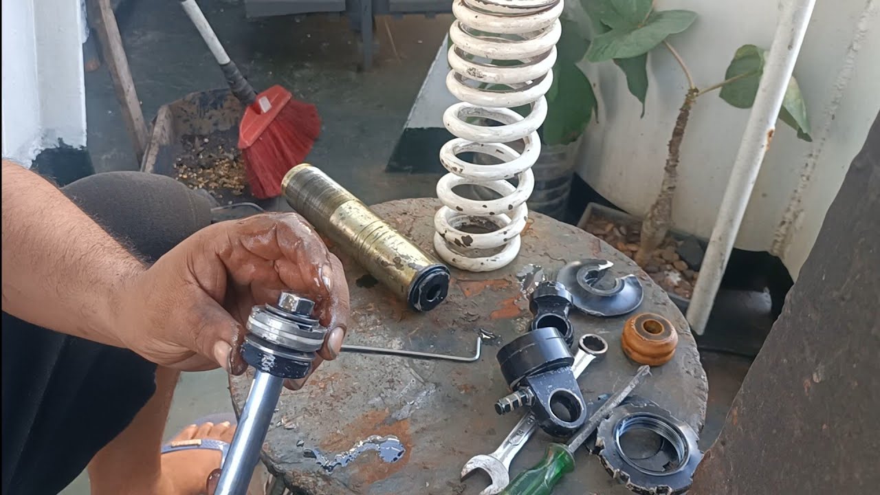 HOW TO REPAIR MONO SHOCK | PAANO PAG GAWA NG MONO SHOCK - YouTube