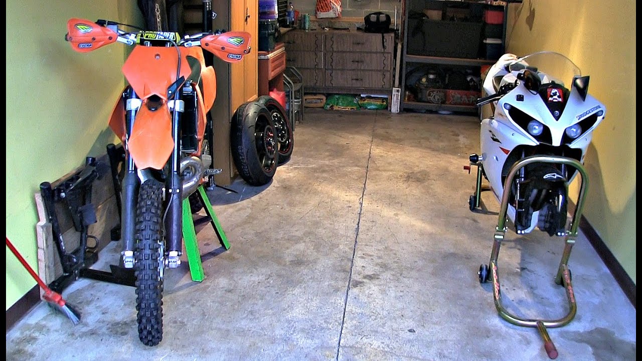 Yamaha R1 & KTM 250 - YouTube
