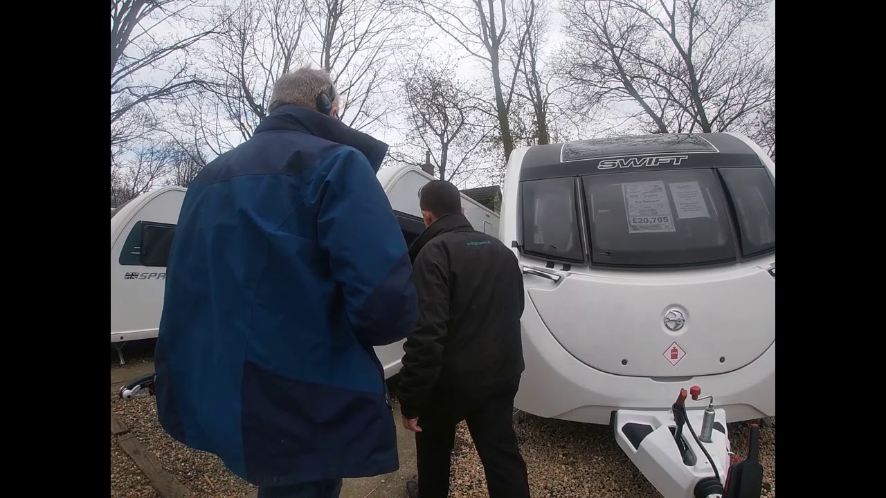 Swift Ace Viscount v Sprite Major 6 TD Comparison - YouTube