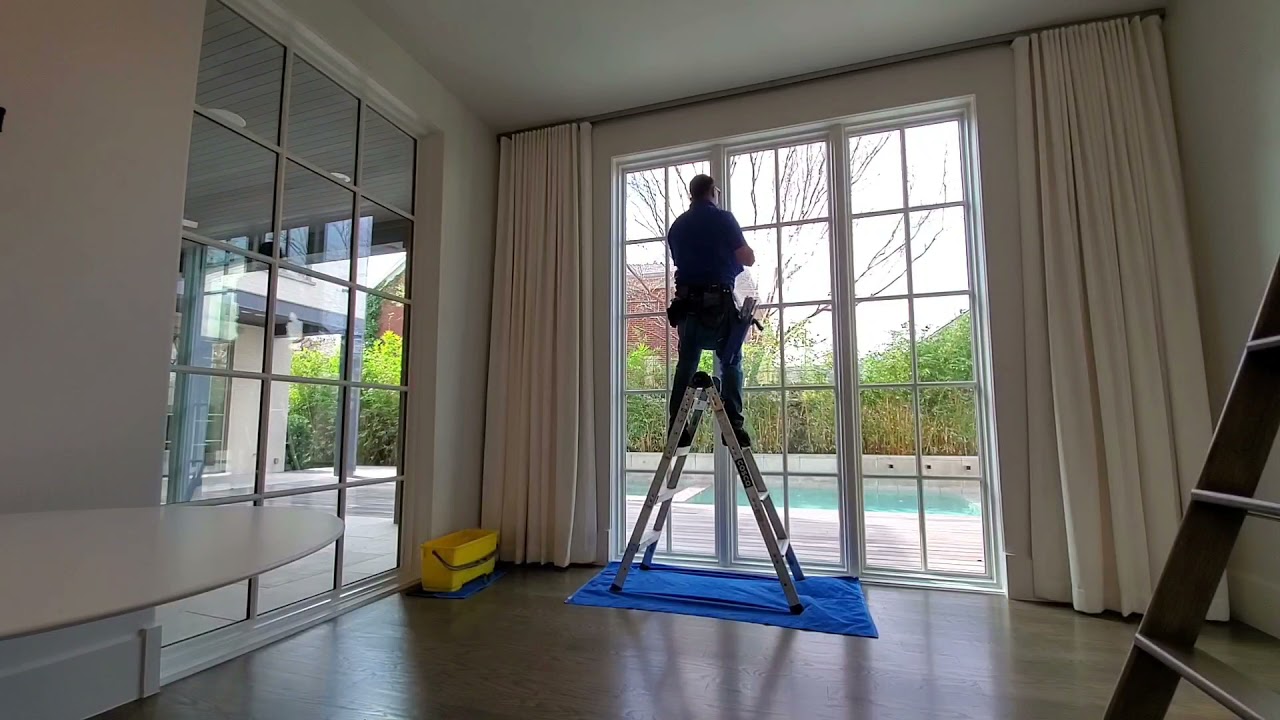 Window Cleaning ASMR#2 | Squeaky Clean Sounds - YouTube