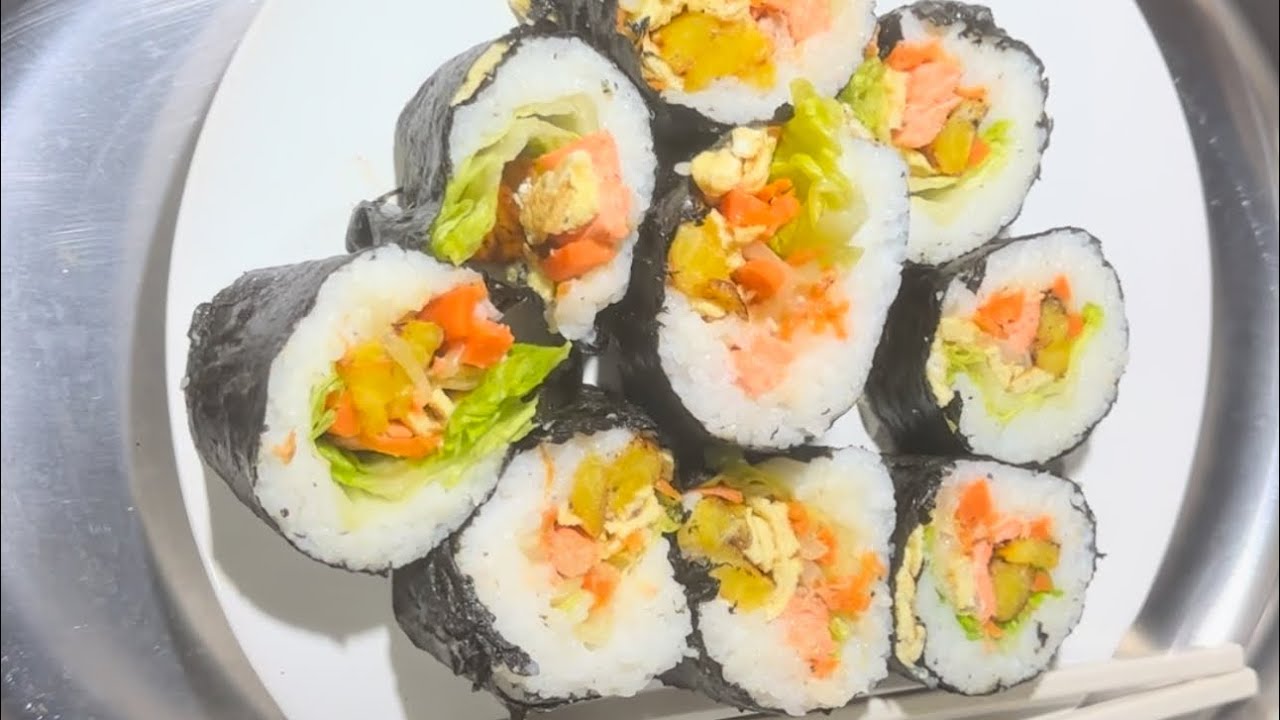 How to make simple sushi at home | step- by- step sushi recipe - YouTube