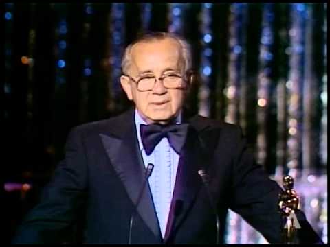 Leo Jaffe receiving the Jean Hersholt Humanitarian Award - YouTube