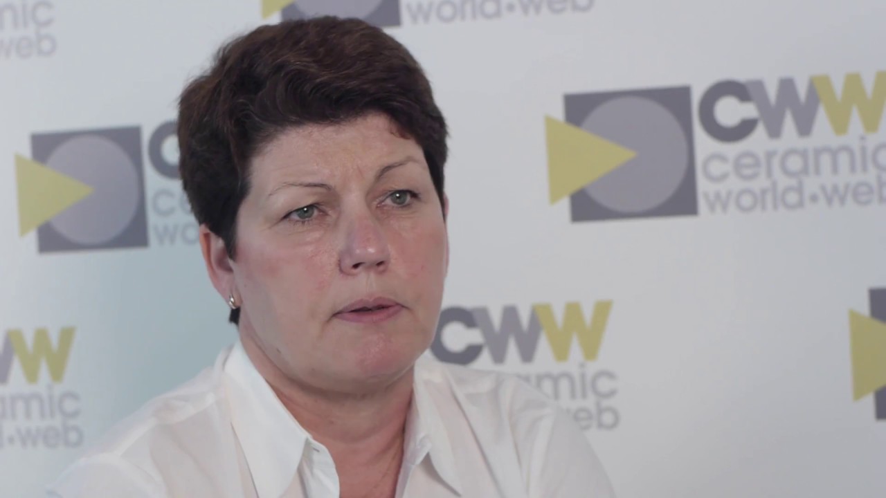 Decorazione digitale: CWW interviews Gillian Ewers (Xaar) - YouTube