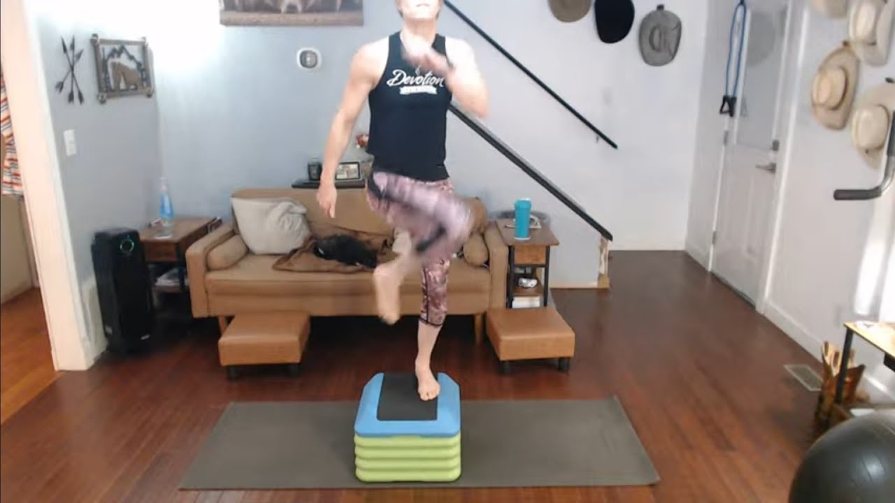 Step Cardio Intervals - YouTube