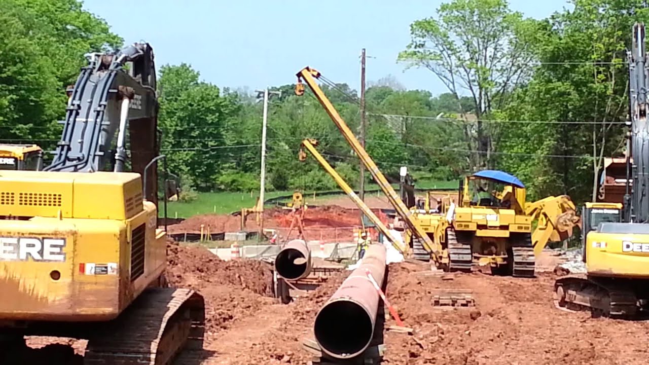 Cat 583 T Sidebooms - YouTube