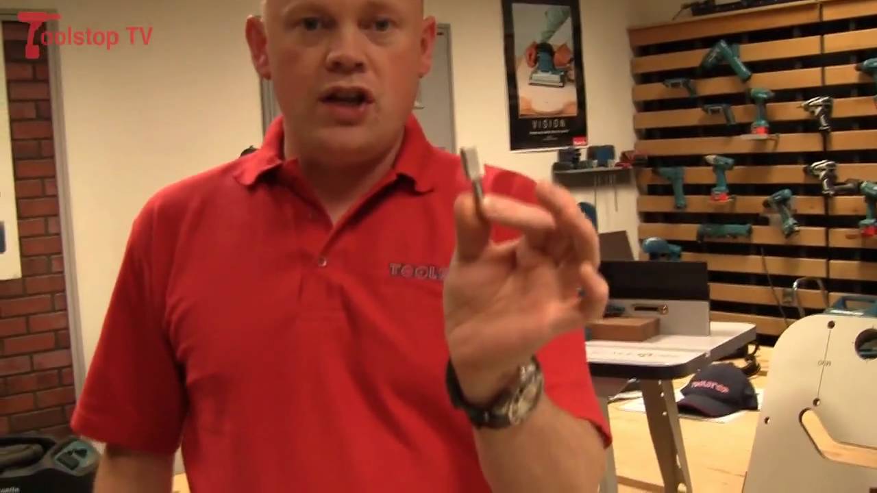 How To - Use a Router - YouTube