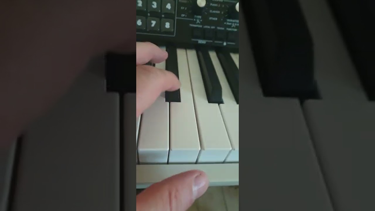 Korg SV2 issue, bad balanced and noisy keys on Korg RH3 keybed - YouTube