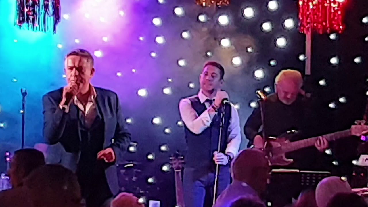 Dominic and Barry Kirwan at the Leeds Irish Centre 2019(2) - YouTube