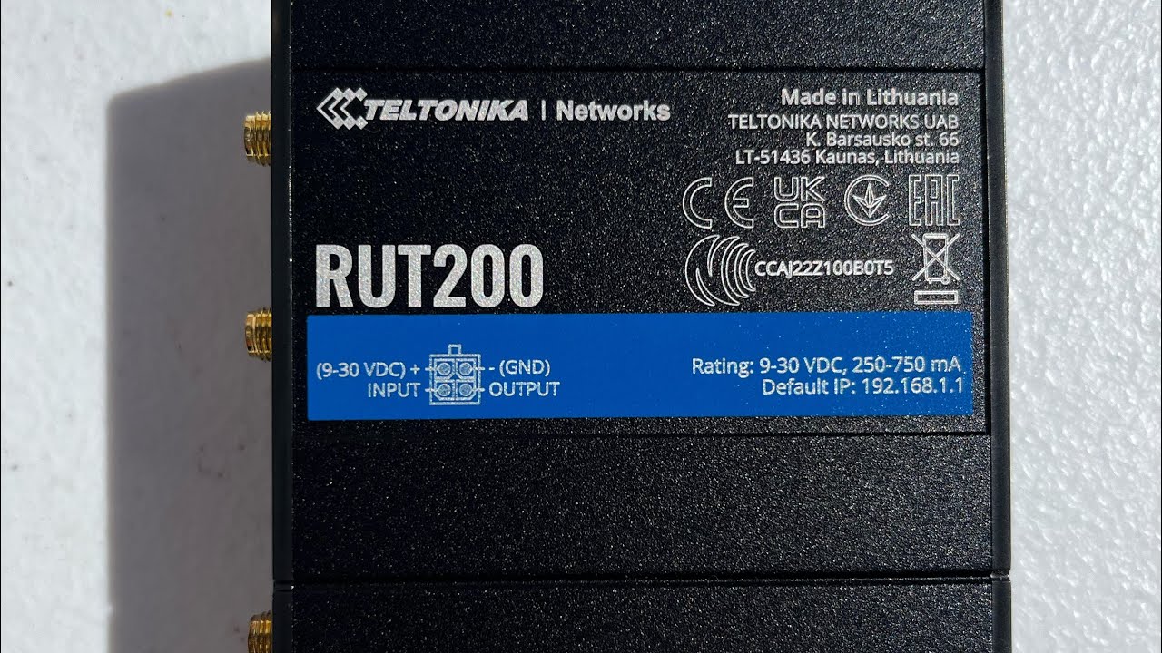 Rut200 de Teltonika unboxing y para que sirve - YouTube