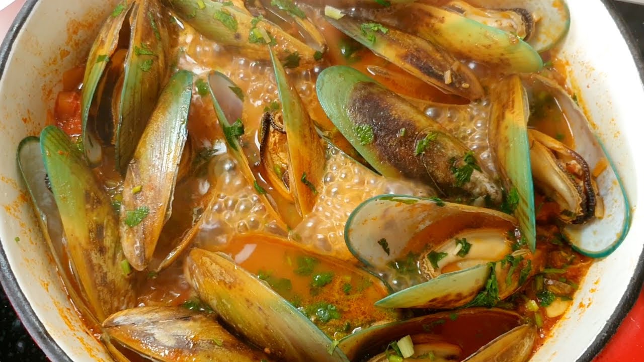 An Easy Green Mussel Pasta Recipe, delicious and quick for the whole ...