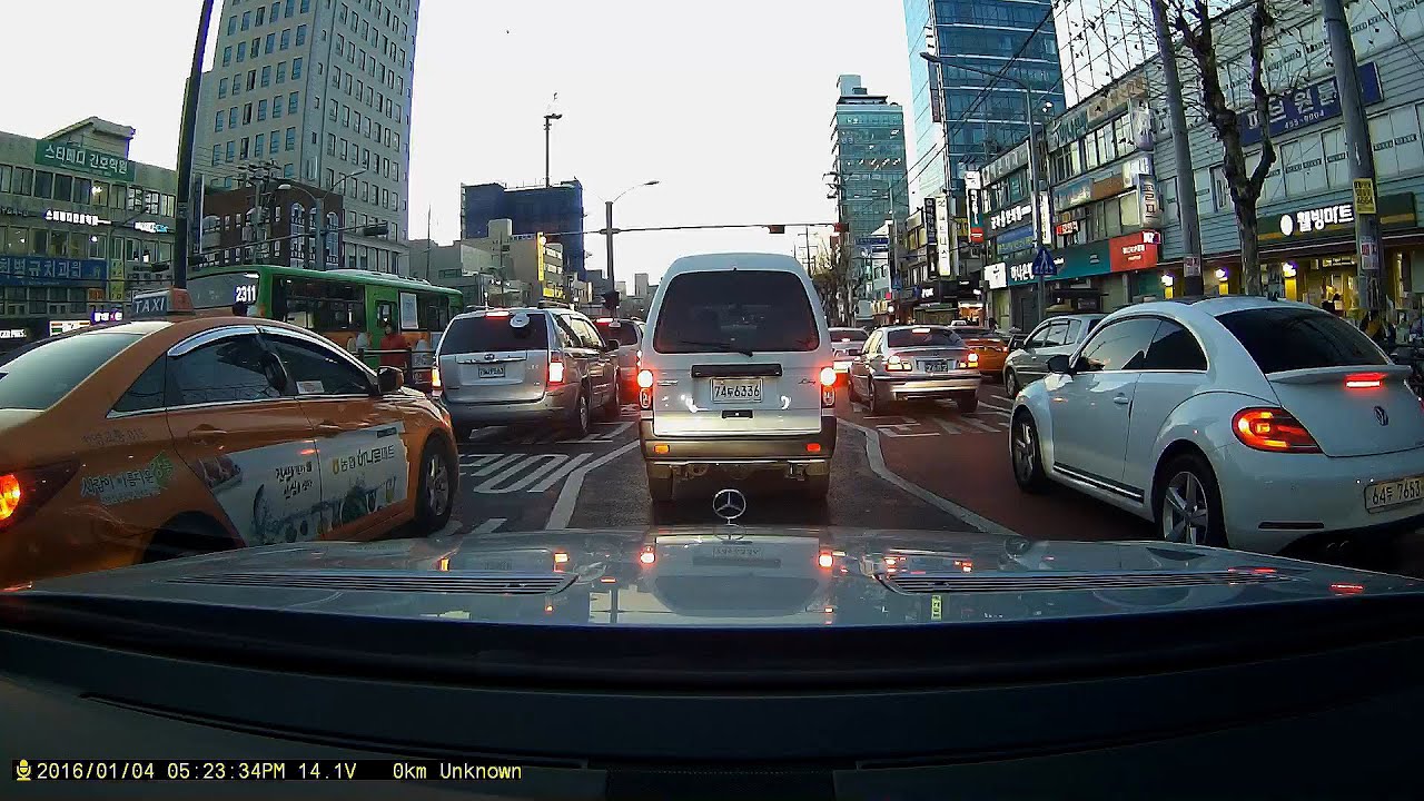 IROAD T10 DashCam [Front/Daytime] Full HD - 1 - YouTube