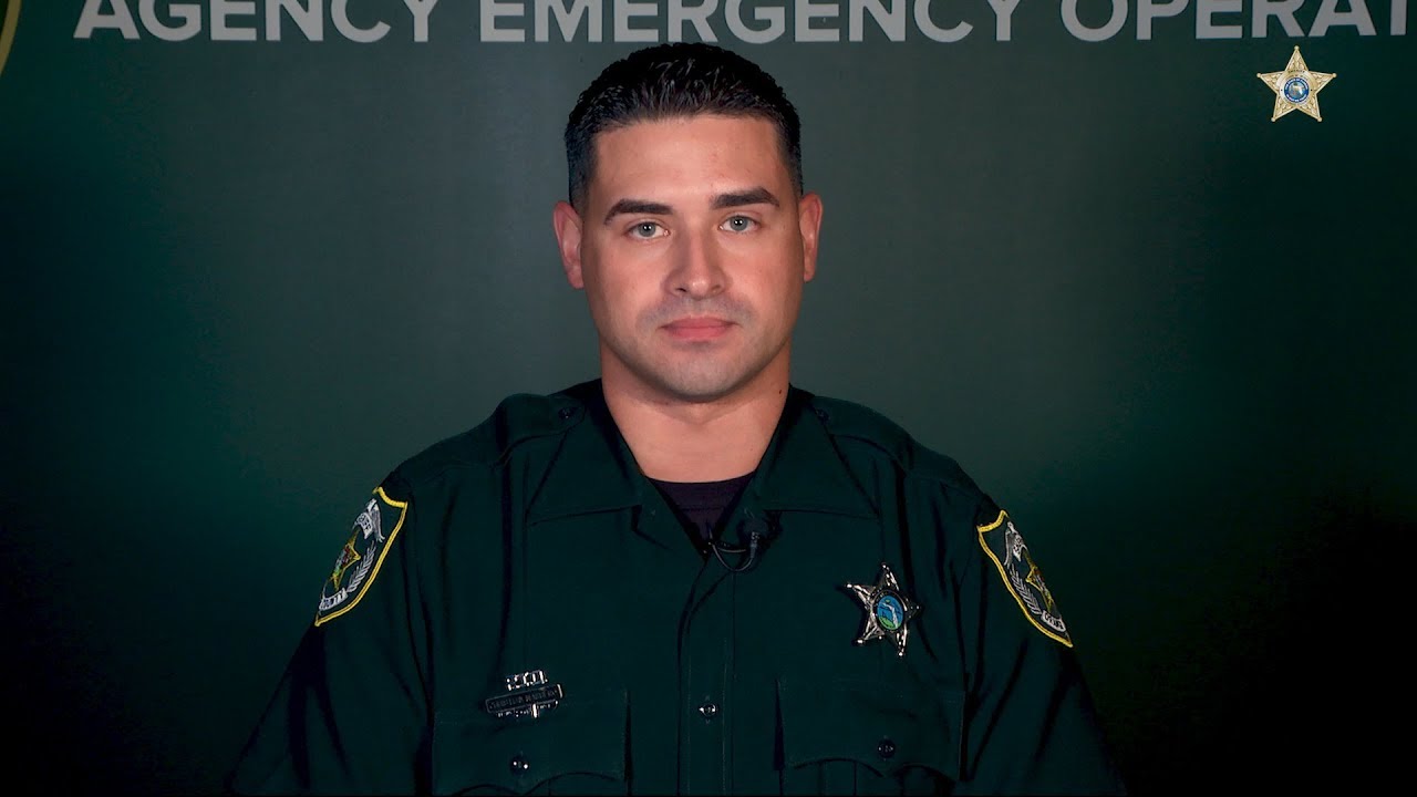 El Oficial Christian A. Marrero le recuerda que se preparen para el ...