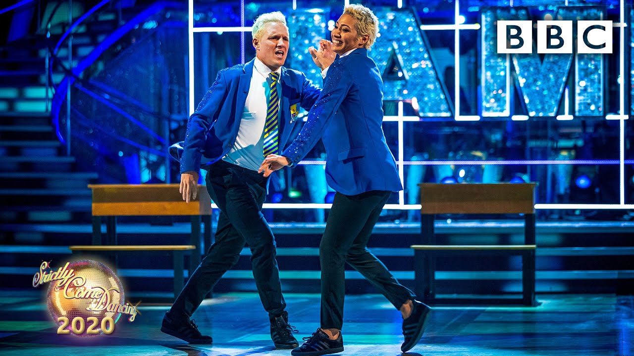 Jamie and Karen Jive to Everybody's Talking About Jamie Week 7 Musicals ...