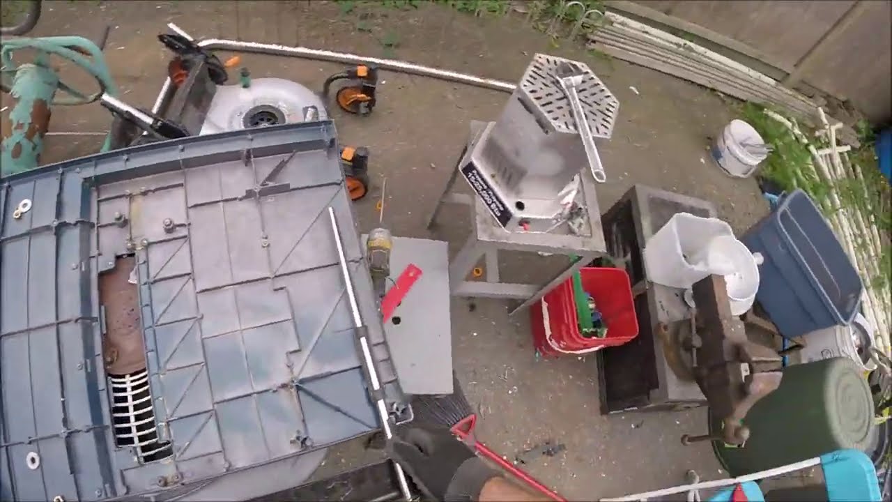 Scrapping & Working in My Scrap Yard - YouTube