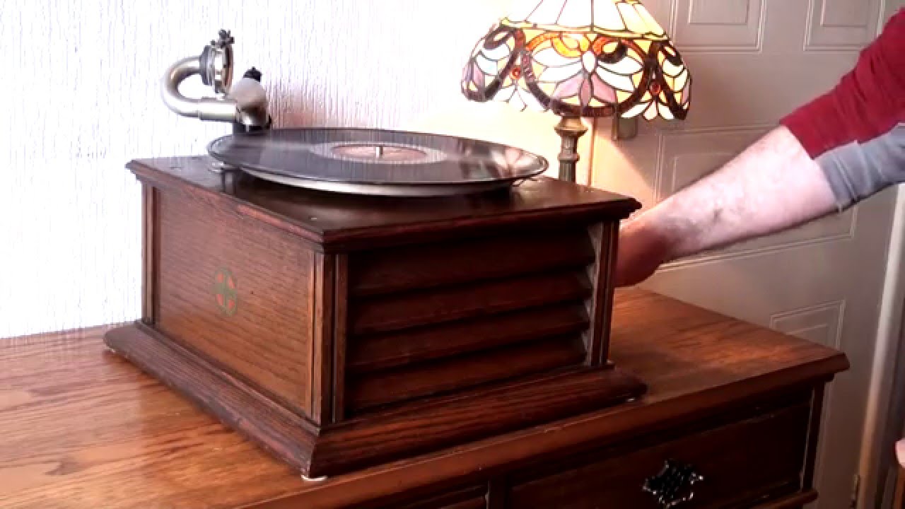 Zonophone Model 1 Gramophone - YouTube