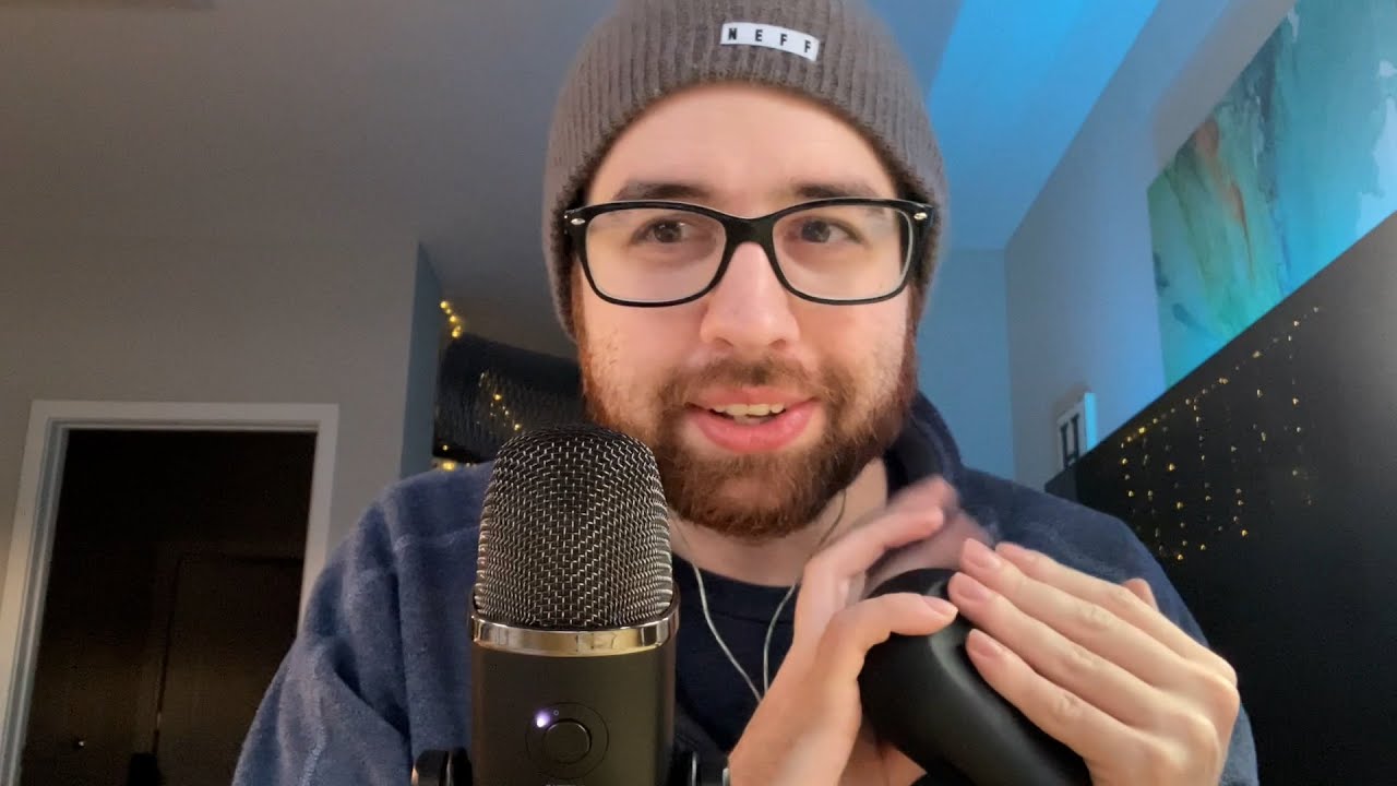 A quick morning asmr chat where I play with various things on my desk ...