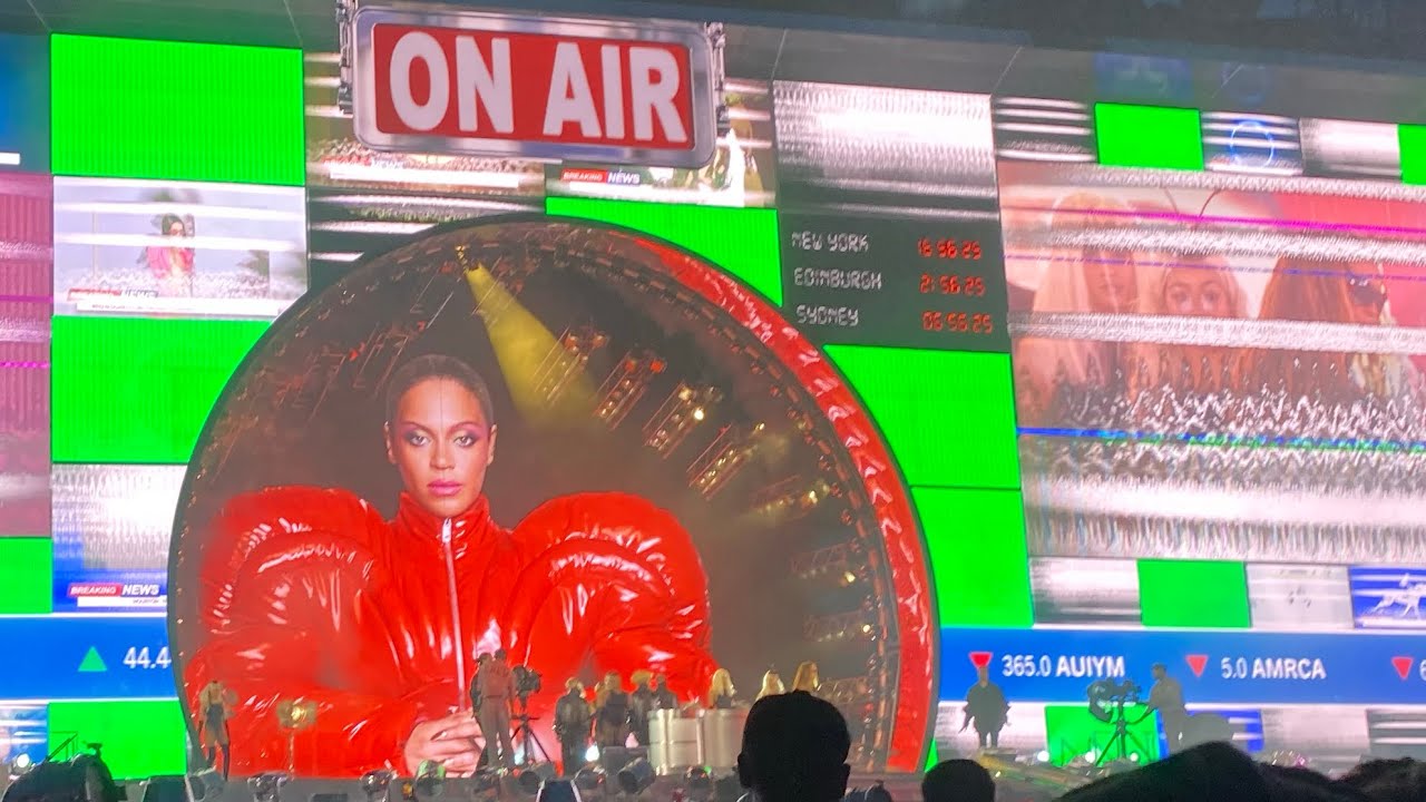 Beyoncé America Has a problem live Edinburgh Renaissance World tour ...
