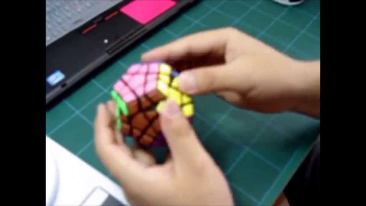 QJ Megaminx 12x12 Stickerless - YouTube