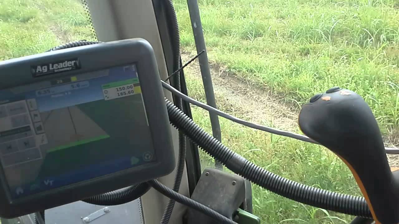 Ag Leader Versa + On Track 2+ (2) - YouTube