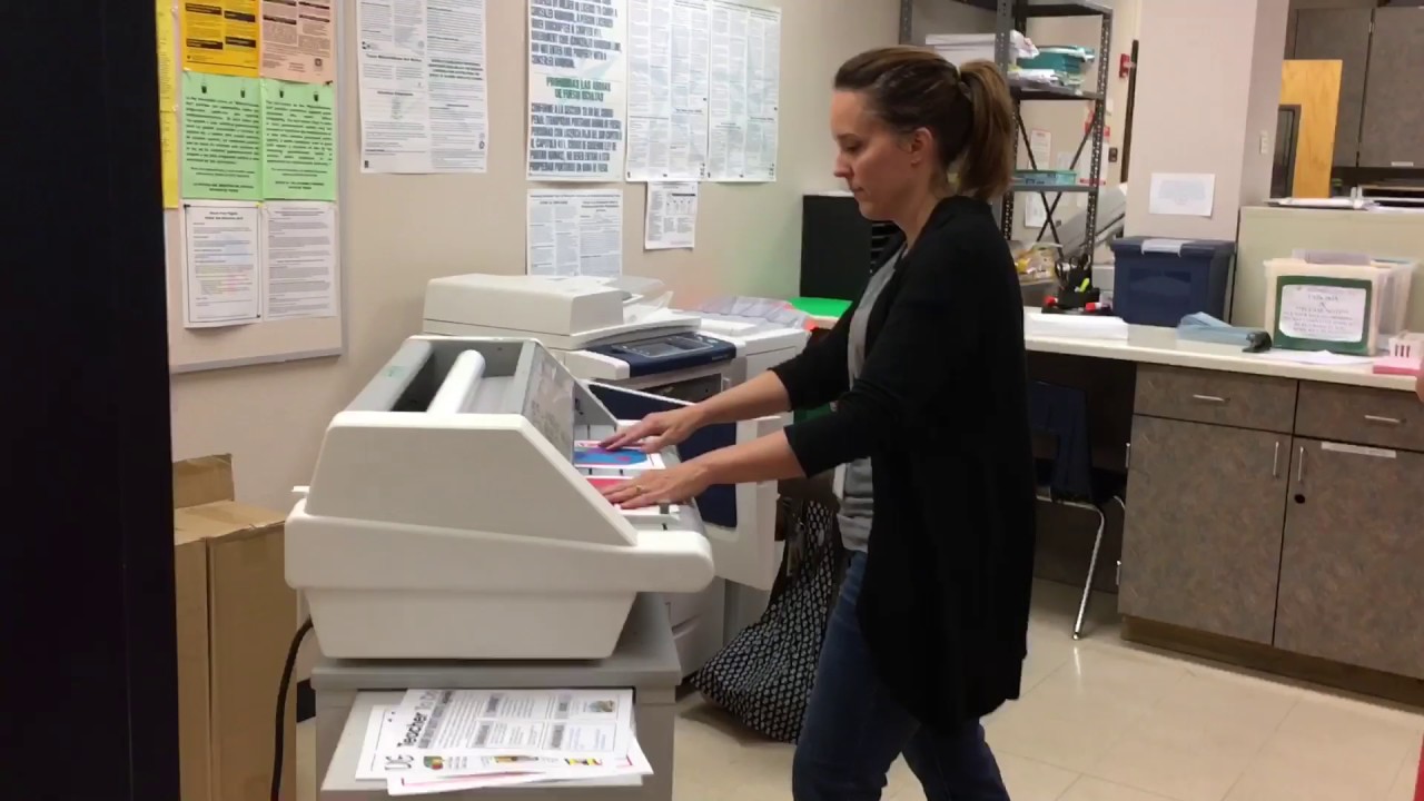 Cactus Ranch Elementary teachers doing the #mannequinchallenge - YouTube