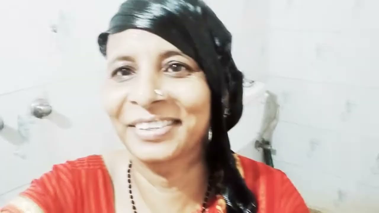 Hair Wash 4 With Saree 🥻/Hair Dunk Video/Hair Wash/Hair dunk request ...