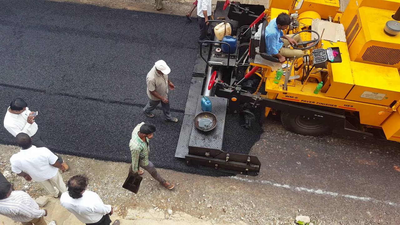 How Indian roads are built in 2016 - YouTube